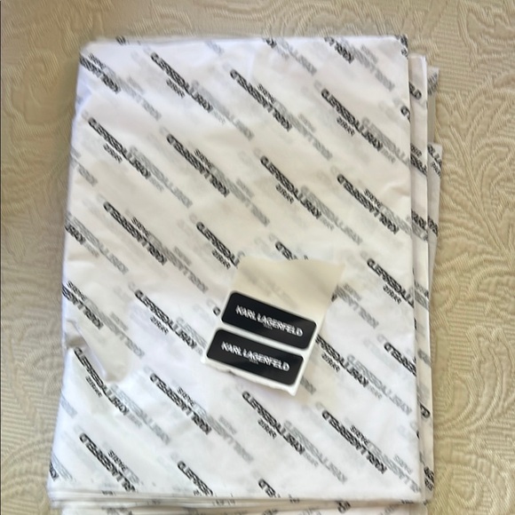 Karl Lagerfeld | Accessories | Karl Lagerfeld White And Black Logo ...